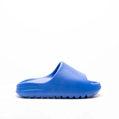 Jual Yeezy Slide Slides Azure Blue - 40 - Jakarta Barat - Goodnight ...