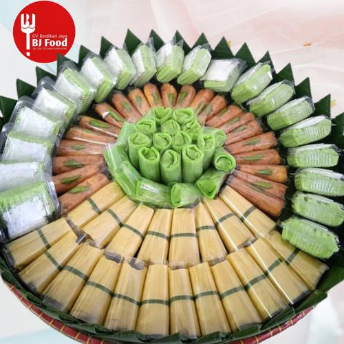 Jual Kue Tampah Tradisional / Kue Basah |BJ Food & Cake | 80 Pcs - Kota ...
