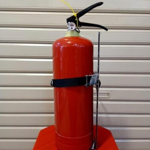 Jual Spesial BRACKET APAR 6 KG PENGGANTUNG TABUNG PEMADAM API 6KG ...