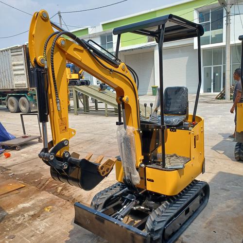 Jual EXCAVATOR MINI KAPASITAS 1 TON. - Kota Tangerang - aylateknik ...