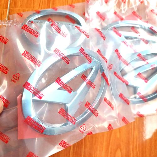 Jual Logo Emblem Daihatsu Original Grandmax - belakang - Kota Bekasi ...