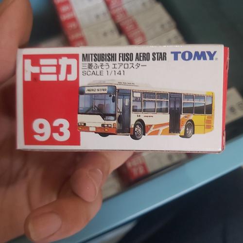 Jual Tomica Tomy Diecast car Blue Logo 1/64 No.93 Mitsubishi Fuso Aero Star - Jakarta Timur ...