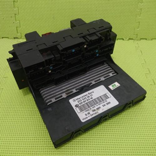 Jual Mercedes W203 FRONT - REAR SAM Relay FuseBox Mercy Seri C 2000 ...