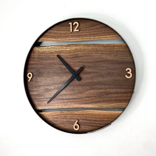 Jual Jam Dinding Kayu Jati Desain Retro Mewah - Model 1 - Kab. Jepara ...