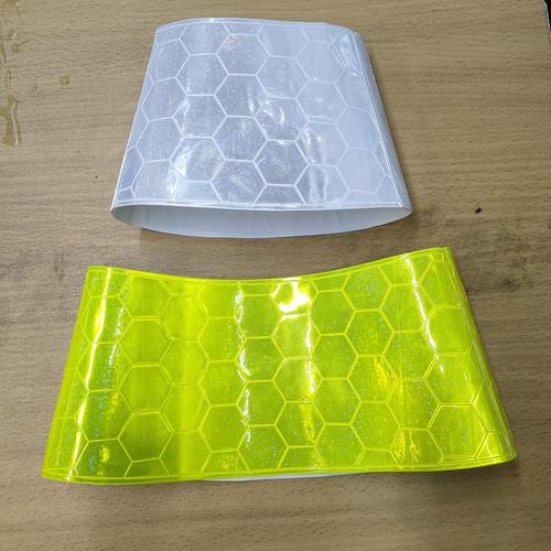 Jual Sticker Kuning Putih Reflextif Nyala Sarang Tawon - Jakarta Barat ...