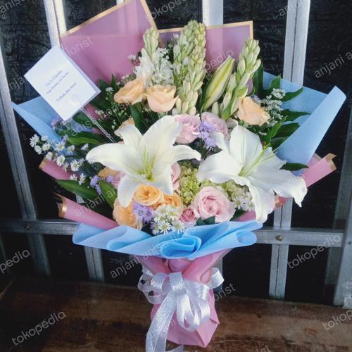 Jual bunga buket mix/bunga kado /bunga wisuda dain lainnya - Jakarta ...