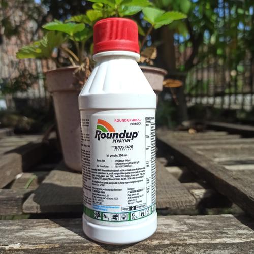 Jual Herbisida Roundup Biosorb 486 SL 200ml Pembasmi Rumput Liar Dan ...