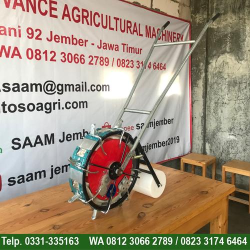 Jual Alat Mesin Tanam Tugal Jagung Dorong Kuat dari Besi SAAM Hercules ...