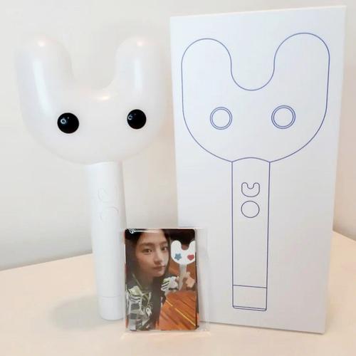 Jual READY STOCK LIGHTSTICK NEWJEANS OFFICIAL (BINKY BONG) - Kota Depok ...