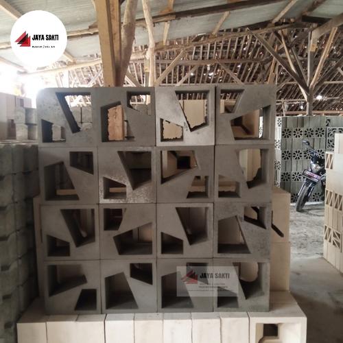 Jual Roster beton minimalis,loster,roster motif trapesium - Putih ...