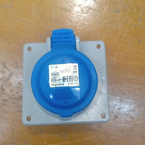 Jual PANEL MOUNTING SOCKET 16A 2P+E 200 to 250VA LEGRAND - Jakarta ...