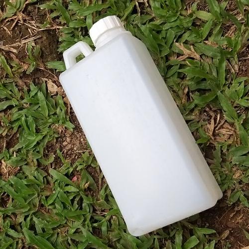 Jual Botol Jerigen Derigen Dirigen Jirigen 1 Liter 1l Bekas Murah ...
