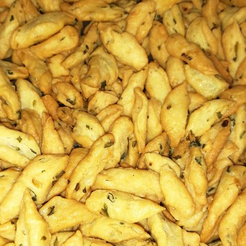 Jual KUE BAWANG GUNTING TRADISIONAL KUE BAWANG RASA GURIH UKURAN 500 ...