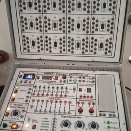 Jual DIGITAL CIRCUIT TRAINING KIT - Kota Semarang - SARANA CIPTA MEDIA ...