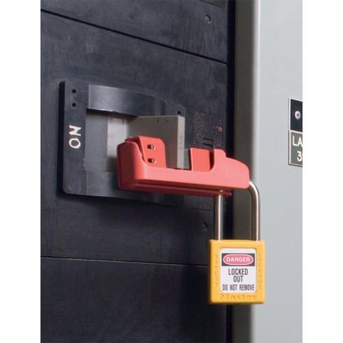 Jual Kunci Pengaman Sekering Saklar Listrik MASTER LOCK 491B Gembok ...