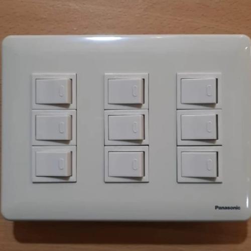 Jual Grid Switch / Saklar 9 Gang Panasonic Full Color + Inbowdus ...