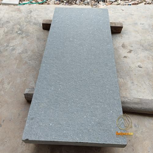 Jual Lembaran plat tebal solid batu alam andesit bakar tekstur kasar ...