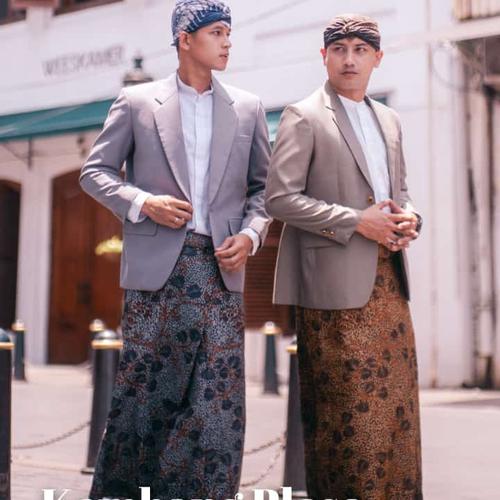 Jual Sarung Batik Kudus Al Hazmi Motif Kembang Ploso Beras Kecer - Kab ...