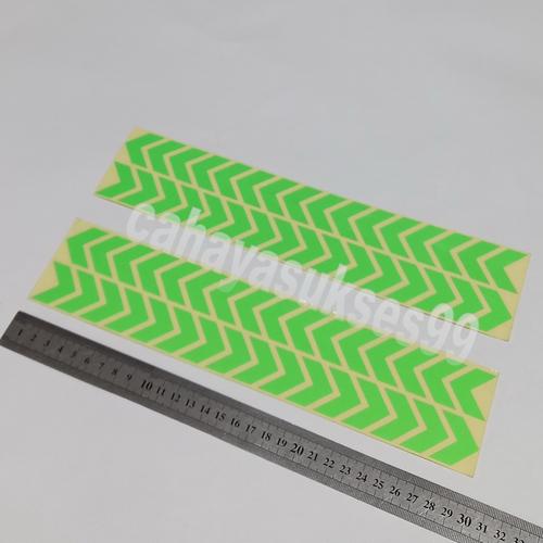 Jual Sticker SAFETY SIGN ARROW Hijau Muda Tanda Panah Sticker Body ...