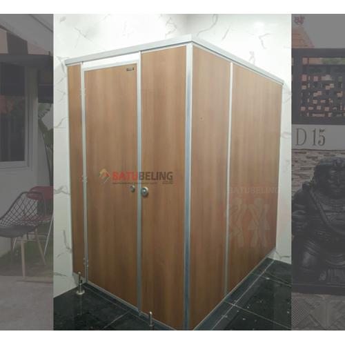 Jual Toilet Cubicle Partisi HMR Lapis HPL Papan Kamar Mandi Spesialist ...