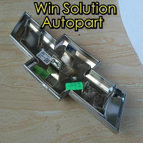 Jual Logo Lambang Emblem Chevrolet Spin Grill Depan Original Gm Lariss ...