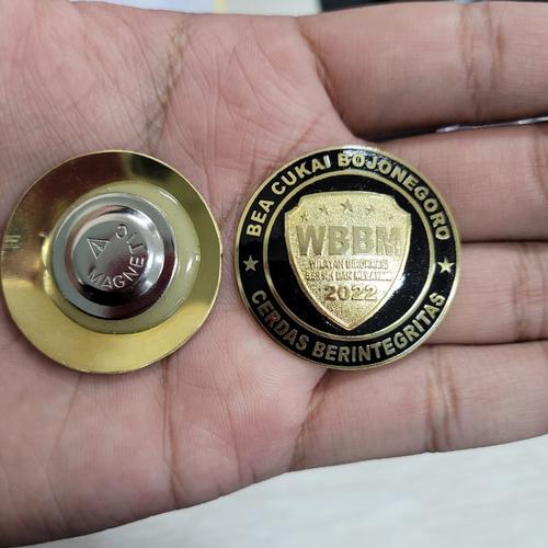 Jual pin wbbm Kuningan costum magnet - Jakarta Pusat ...