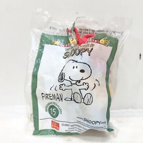 Jual Happy meal boneka snoopy the many lives of snoopy fireman (15 ...