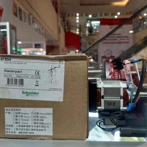 Jual Gear Motor Acb Schneider Gear Motor Mch 47894 For Acb Masterpact ...