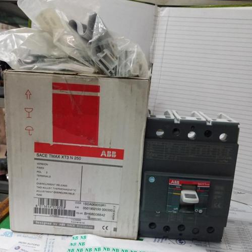 Jual Mccb Abb Tmax Xt3N250 3P 250A - Jakarta Barat - Industrial Automation Solution | Tokopedia