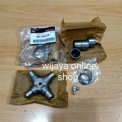 Jual cross joint atau joint kopel depan triton MR196838 import thailand ...