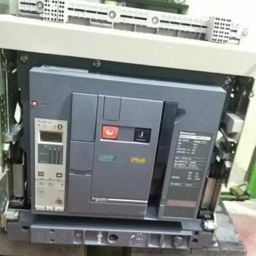 Jual Acb Schneider Nw 3P 1000A Draw Out - Jakarta Barat - Industrial ...