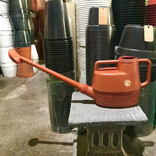 Jual Siraman Bunga / Siraman Plastik Lion Star 4 Liter Hijau Cokelat ...