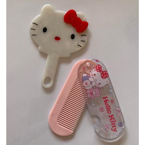 Jual Sisir lipat dan cermin tangan sanrio - Hello kitty - Kab. Sidoarjo ...