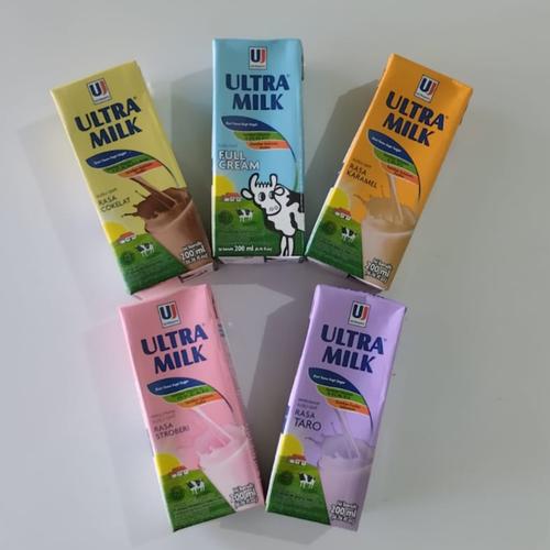 Jual Susu UHT Ultra Milk Kemasan 200ml Rasa Stroberi Full Cream dan ...