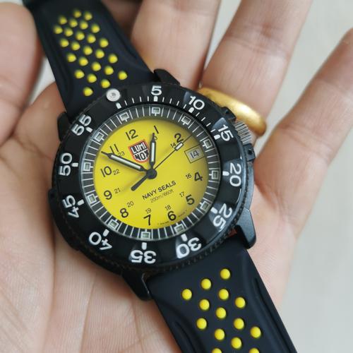 Jual luminox navy seals yellow dial - Kota Batam - yes 2nd | Tokopedia