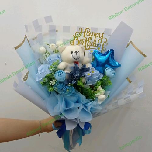 Jual Bunga Birthday Wisuda Topi Toga Unik Biru , Bouquet Jakarta ...