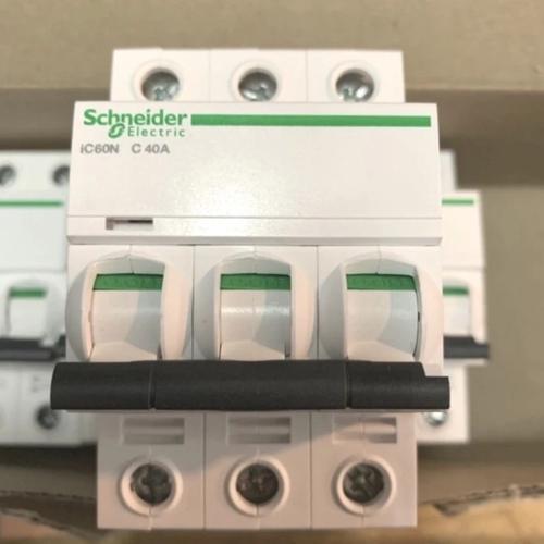 Jual MCB Schneider Acti9 iC60N 3 Phase 40 Ampere Original SNI, 3p 40a 3pole - Jakarta Pusat ...