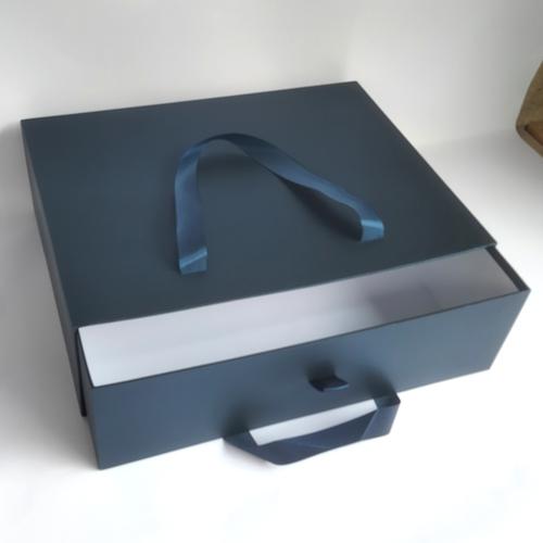 Jual hardbox box hadiah box souvernir - biru navy - Jakarta Timur ...