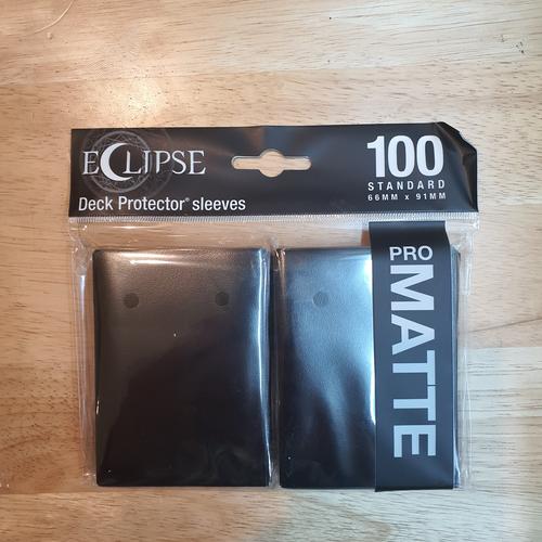 Jual ULTRA PRO MATTE ECLIPSE SLEEVES 100ct STANDARD BLACK - Jakarta ...