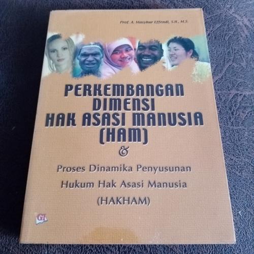 Jual buku perkembangan dimensi hak asasi manusia & proses dinamika HAM ...