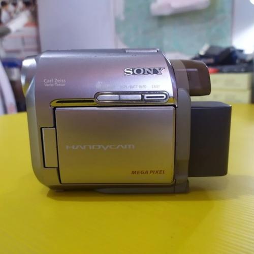 Jual HANDYCAM SONY MINI DV HC40E BISA PLAYBACK KASET2 LAMA LIMITED ...