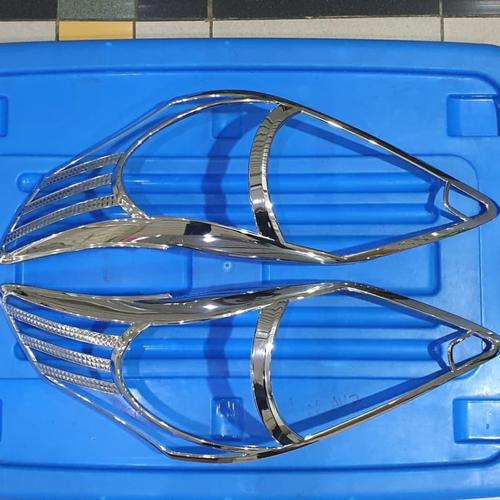 Jual Garnish List Lampu Depan Mobil GRAND INNOVA 2012=2015 Chrome ...