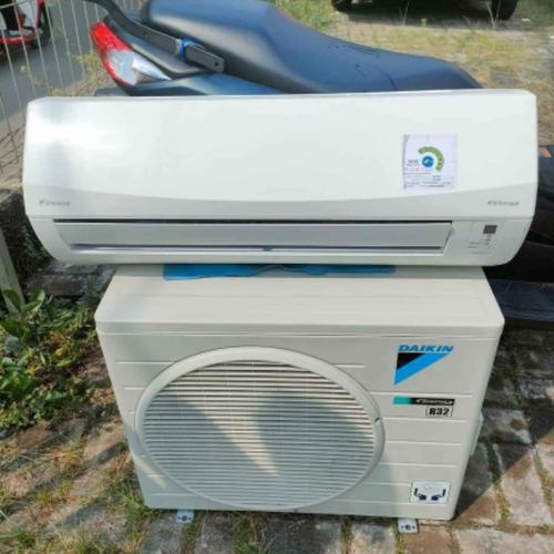 Jual AC SECOND DAIKIN 1PK INVERTER GRESS ORIGINAL GARANSI 3 BULAN ...