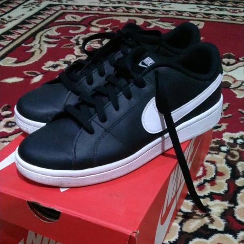 Jual NIKE COURT ROYAL 2 NEXT NATURE BLACK - Kota Semarang - DOGSTEAL ...