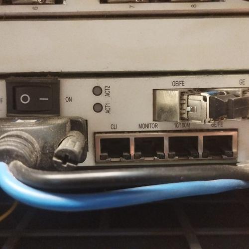 Jual OLT ZTE C320 Gpon paket dengan 100 ONU ( ZTE dan Huawei) - Jakarta ...