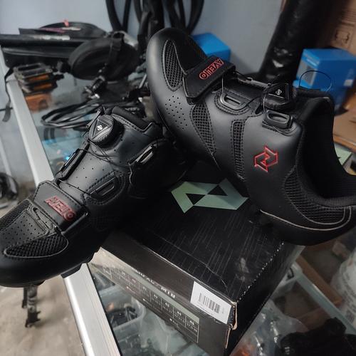 Jual Sepatu cleat avelio mtb xc bukan shimano - Kab. Trenggalek ...