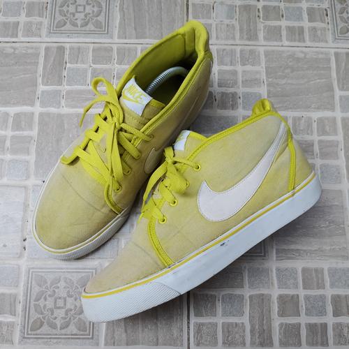 Jual sepatu Nike Toki yellow second - Kota Depok - 5th_thrift | Tokopedia