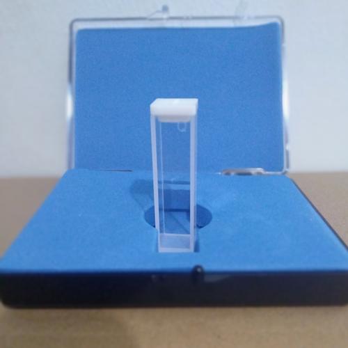 Jual Kuvet Fluoresen 10mm. Cuvette Quartz Fluoresence 4 Sisi Bening ...