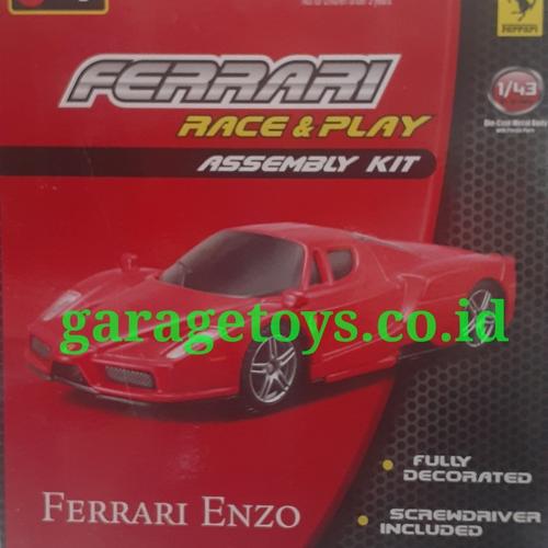Jual Bburago 1:43 Diecast Ferrari Enzo Model Kit - Kota Surabaya ...