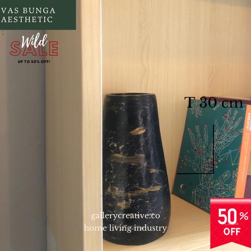 Jual vas bunga kering aesthetic - vas meja hias - Putih - Kab ...
